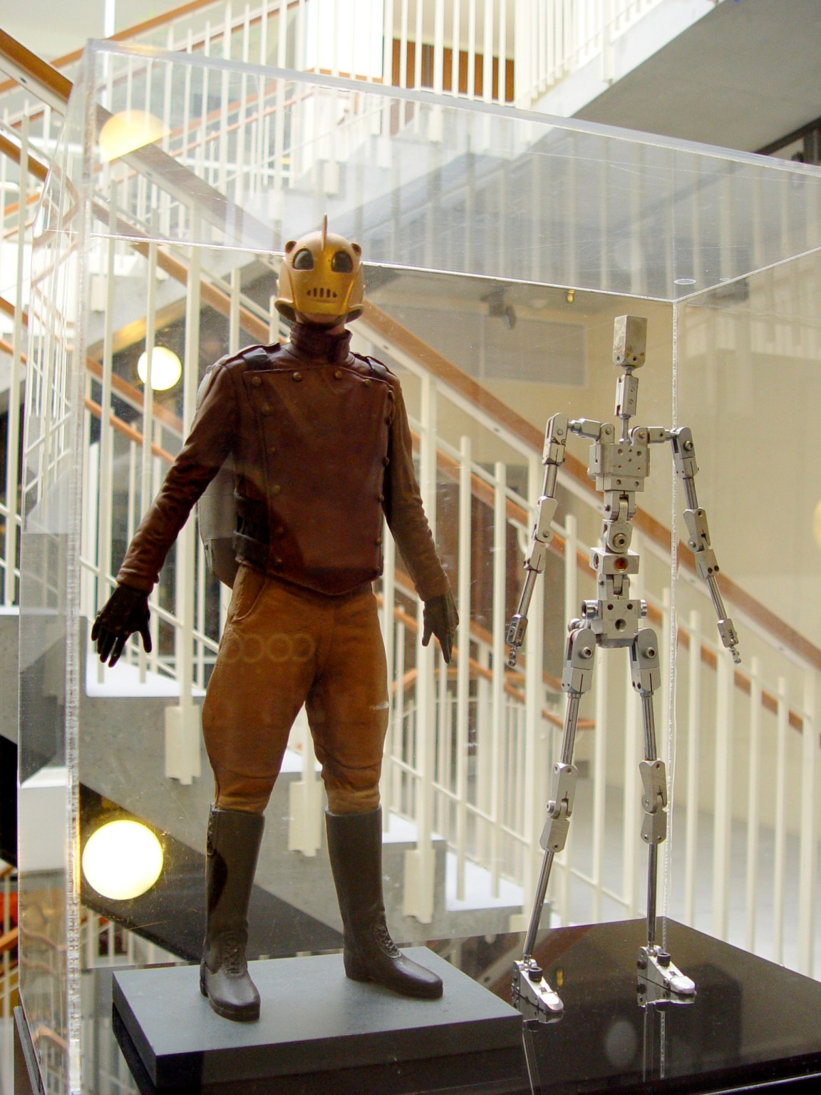 The stop-motion effects of 'The Rocketeer' - befores & afters