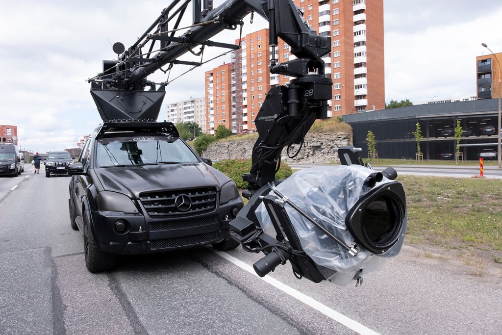 Here’s how the effects teams on 'Tenet' pulled off those crazy time ...