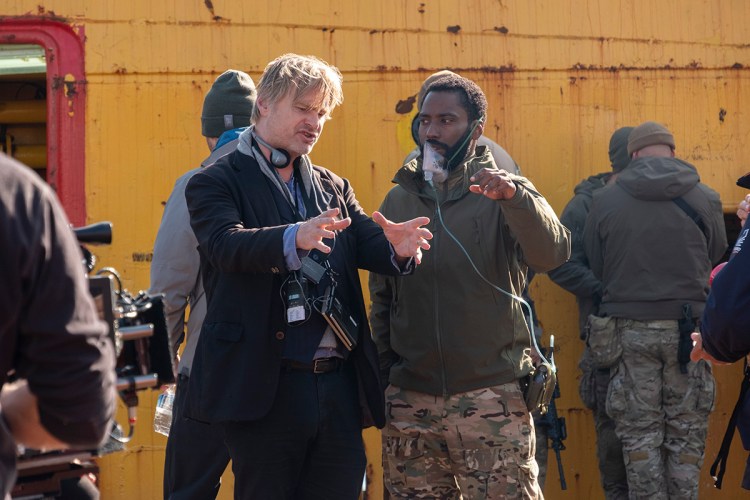 Here’s how the effects teams on 'Tenet' pulled off those crazy time ...