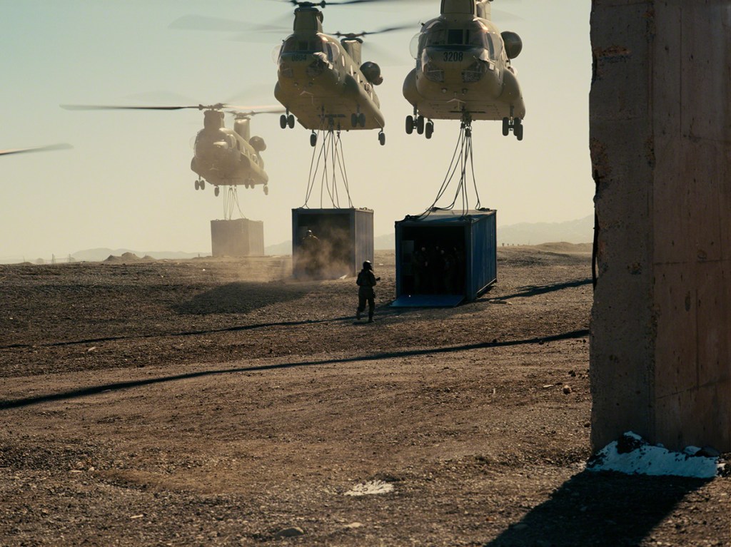 Here’s how the effects teams on 'Tenet' pulled off those crazy time ...