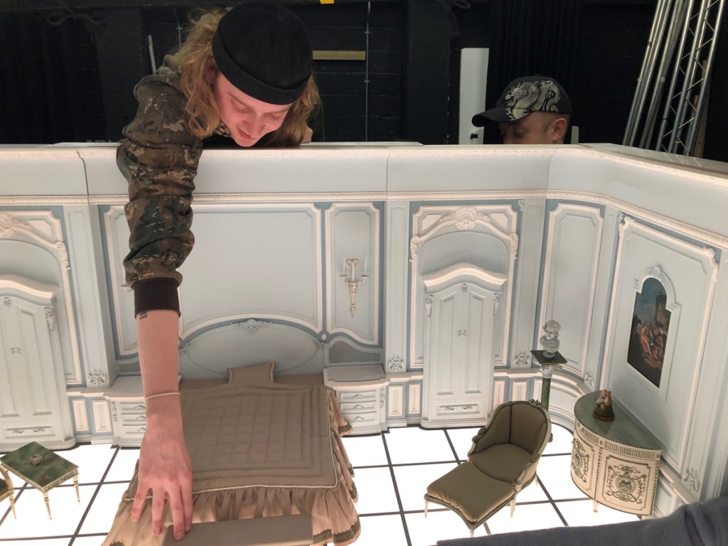 Going back to '2001: A Space Odyssey' with this insanely detailed ...