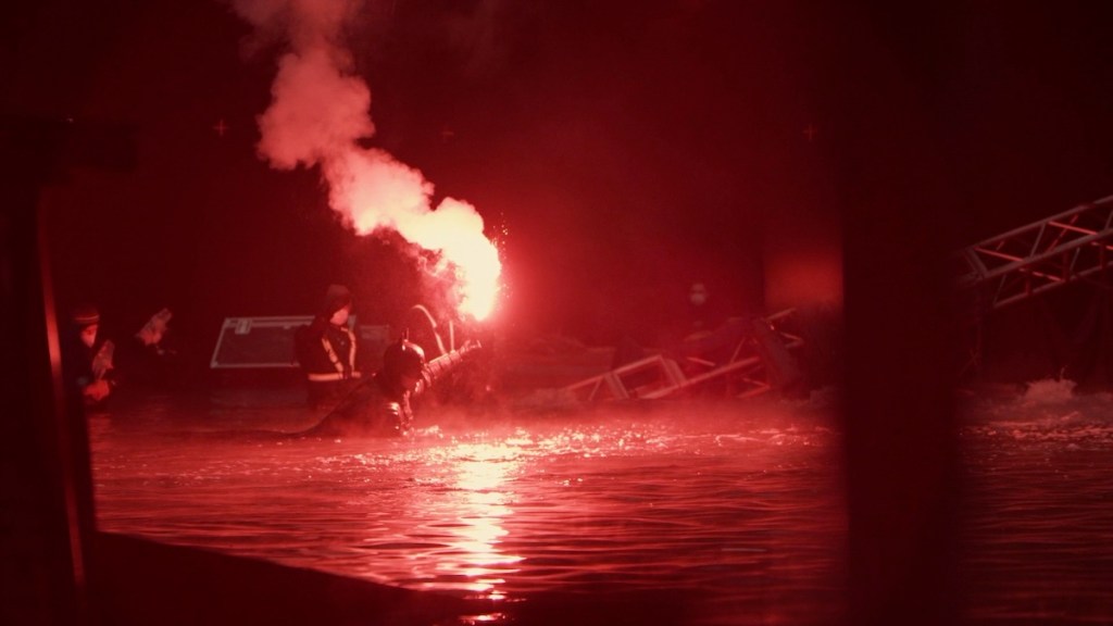 The special effects behind that dramatic stadium save in ‘The Batman ...