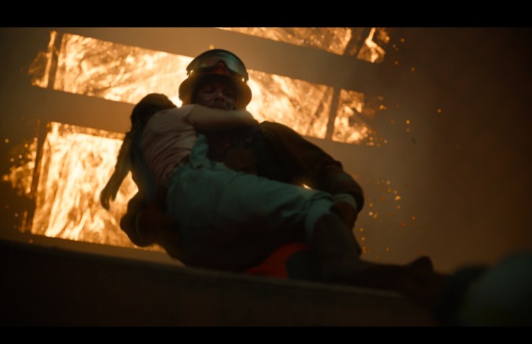 How they make the fire in 'Fire Country' - befores & afters