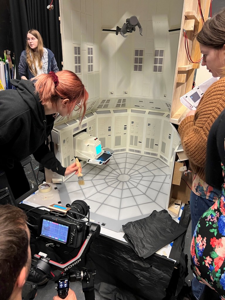These students made an insane replica miniature CIA vault from 'Mission ...