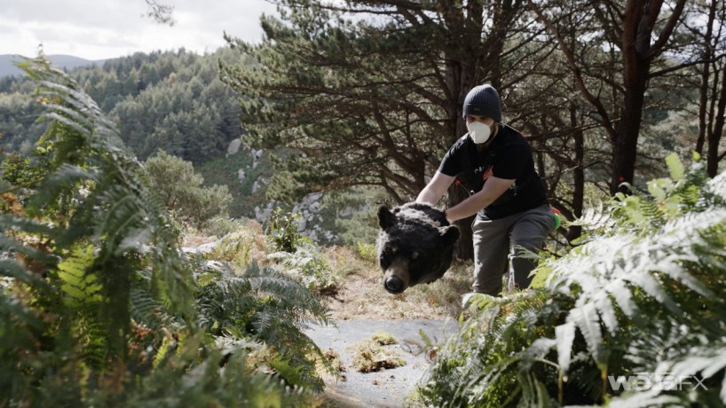 ‘The Cokey stuffy would be resting on a C-stand, and the actors would ...