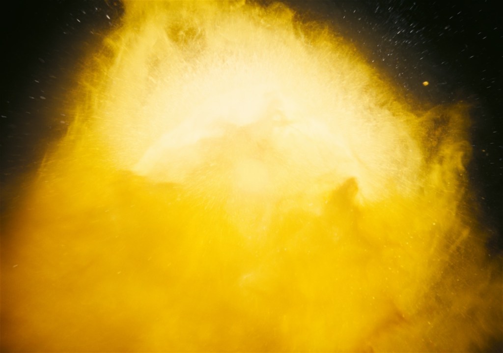 Spinning beads, cloud tanks and crucibles of molten thermite - befores ...