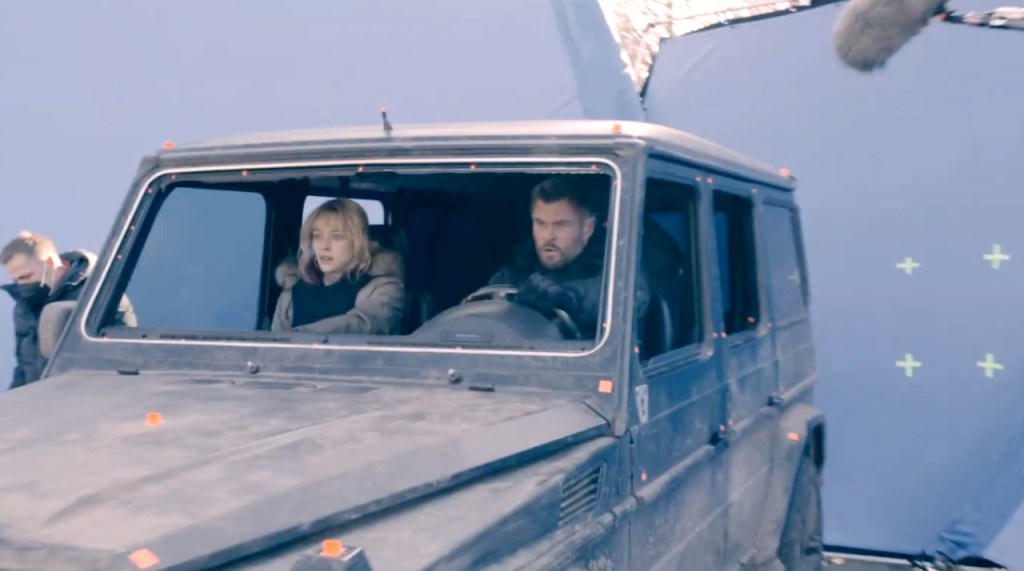 The VFX breakdown of 'Extraction 2's' huge oner is absolutely ...