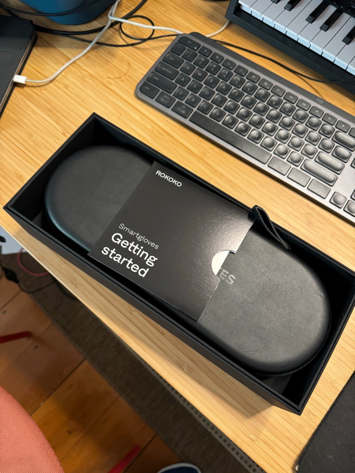 Roadtesting Rokoko's Smartgloves and Coil Pro - befores & afters